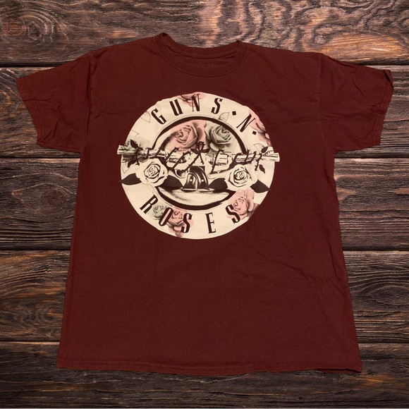 Hot Topic | Shirts | Guns And Roses Logo Axl Rose Shirt Acdc Metallica ...